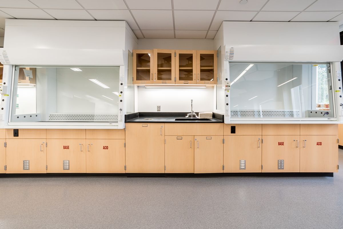 UNL Hamilton Hall Chemistry Lab | Hampton